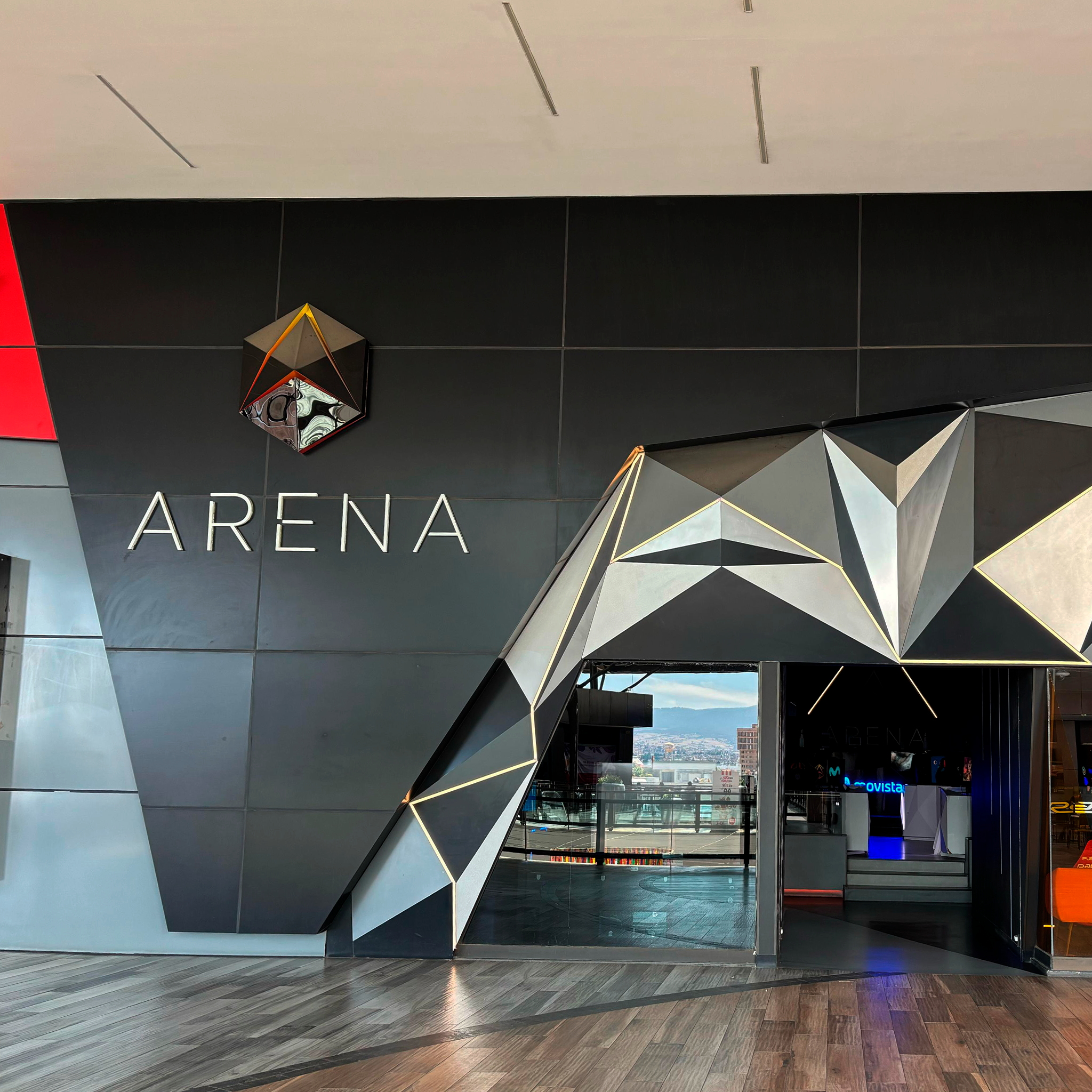 ARENA – Town Square Metepec