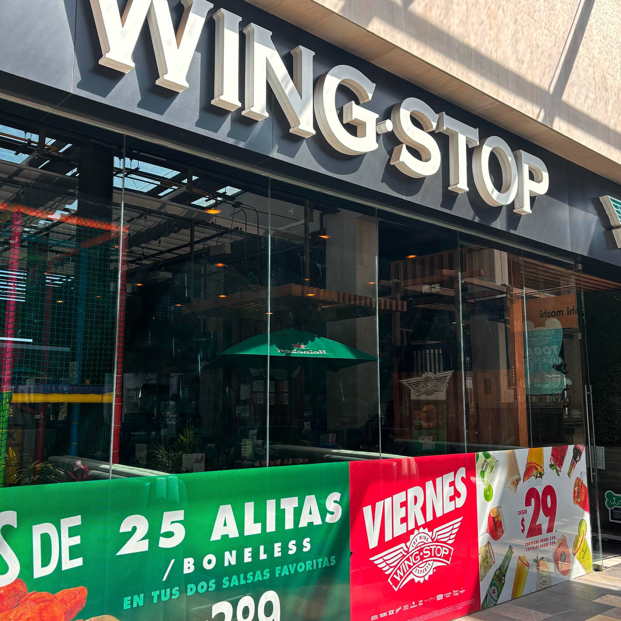 WINGSTOP – Town Square Metepec